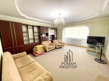 Продам 3/7/9 Чайхона салом Максим Горький