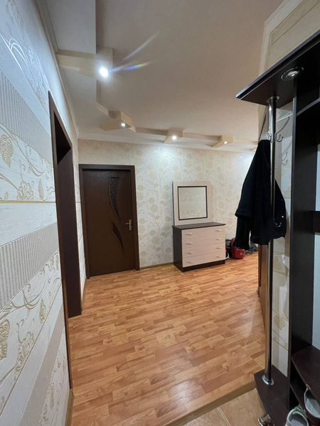 Продается Цум 4х комнатная 90кв.м 2-балкона 110-ШКОЛА