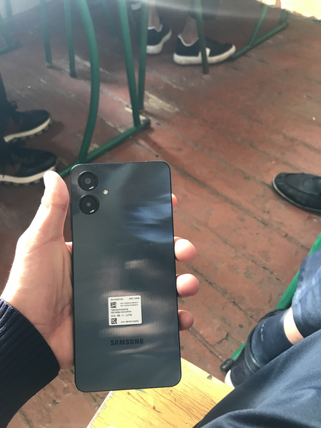 Samsung A 06 kar dak fuul