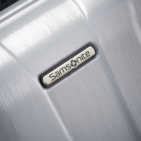 Багажный комплект   Samsonite Средний, 24 размер и салонный 20 размер.