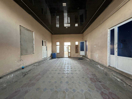Tayyor 9 so’tiqli hovli sotiladi.