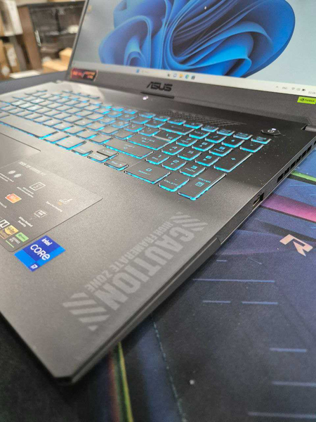 Asus TUF Gaming F17 (i7-12700H/16/512/RTX4050)