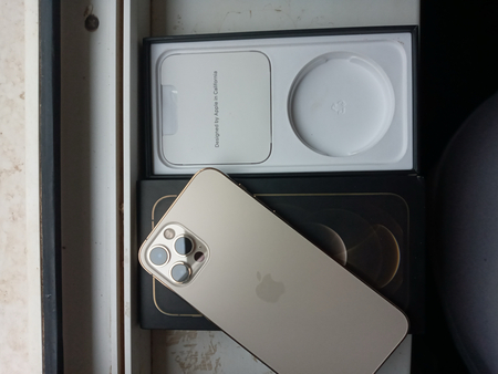 Айфон 12 pro Iphone 12 pro срочно сатылади