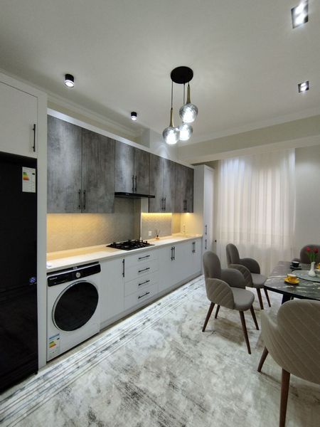 Продается 3 ком. Квартира площадью 90 кв.м. Ор. 48 школа