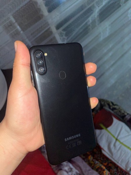 Galaxy A11 sotiladi