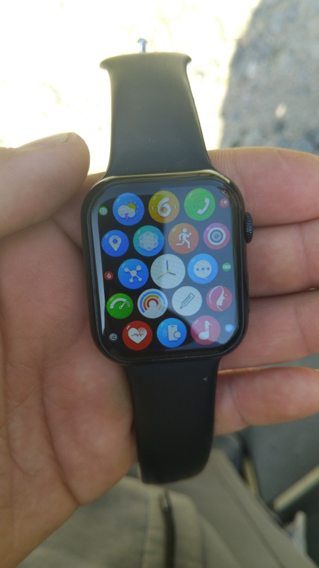 Smart watch sotiladi holati ideal yamngi 300ming keĺishamiz kami bor