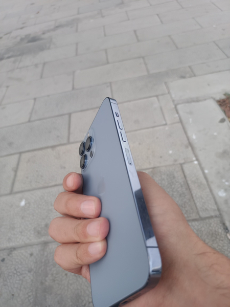 iPhone 13 pro max 89% battery