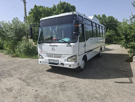 Исузу нп 26 2015 йил