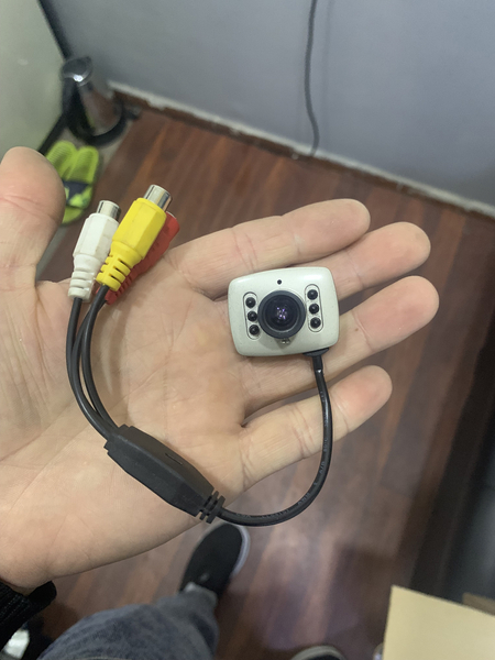 Kamera nabludena uchun