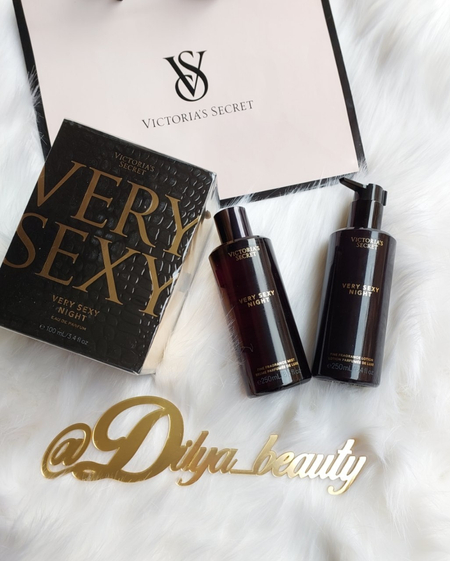 Victoria's secret VERY SEXY NEIGHT eau de Parfum.