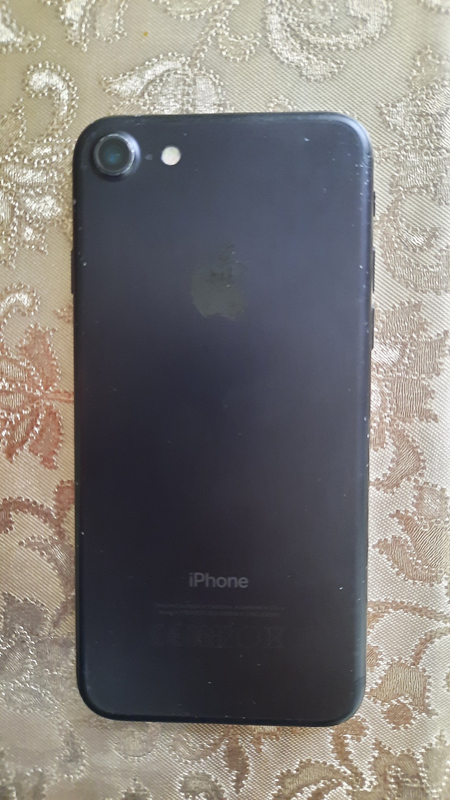 Iphone 7 sotiladi