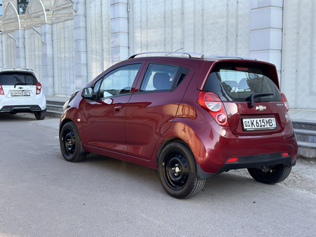 Spark sotiladi 44000 km Aftamat 4 pazisya yevro