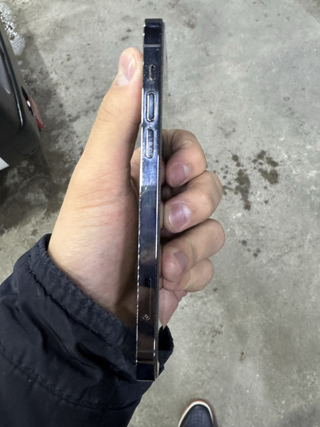 Iphone 12pro ideal
