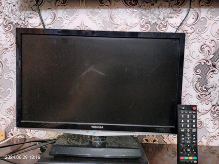Телевизор-монитор Toshiba 19EL933 LED б/у