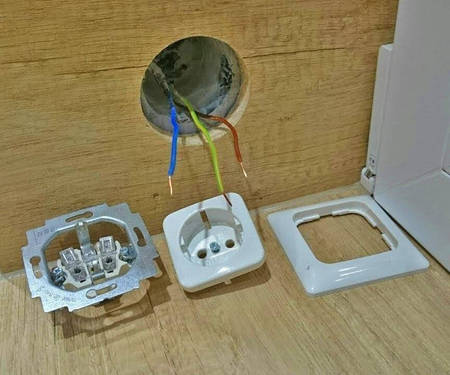 Elektrika mantaj ustanofka ishlarni qilamiz