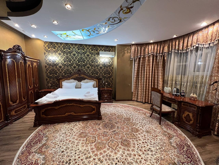 Hotel , mexmonxona barcha qulayliklar mavjud