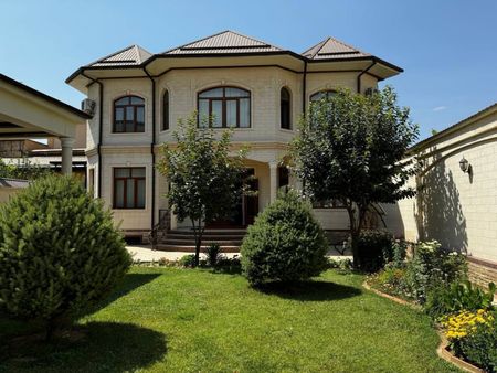 Продается Евро дом Ор-р: Циолковский 300м2