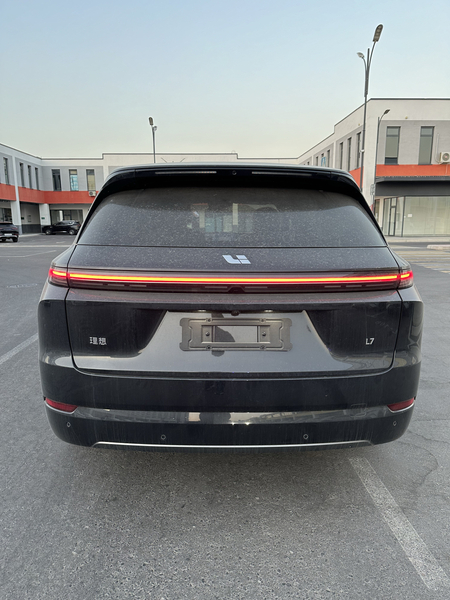 Li 7/ LiXiang L7/ Ultra/ 2024 Nalichi