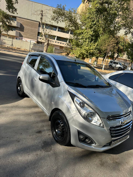 Spark avtomobili