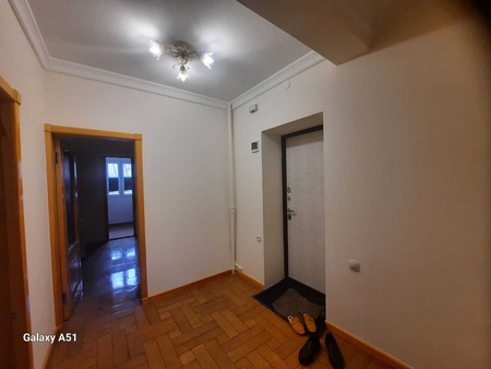 Продаётся квартиры 3/3/4 на Юнусабадском районе улица Ок тепа (J2356)