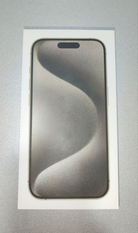 iPhone 15 Pro Max  128 GB.  Sotilad