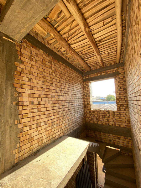 Здание под мини гостиницу ул.Сарыкульская 2-этажа 148 м² коробка