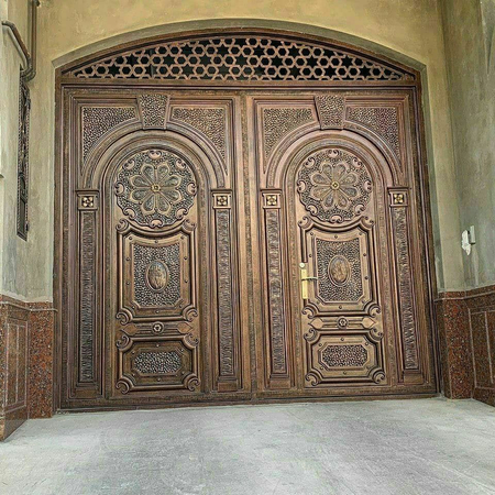 Darvozalar diplamat.