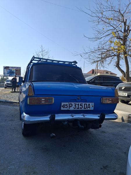 Москвич 412 сотилади