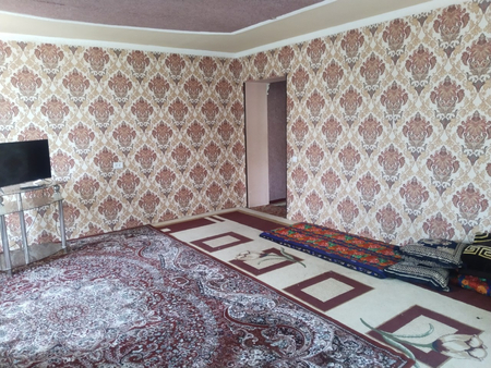 srochna sotildi 6 oilavi palikilinika yonida 3 etaj 2 xonali 22.500 $