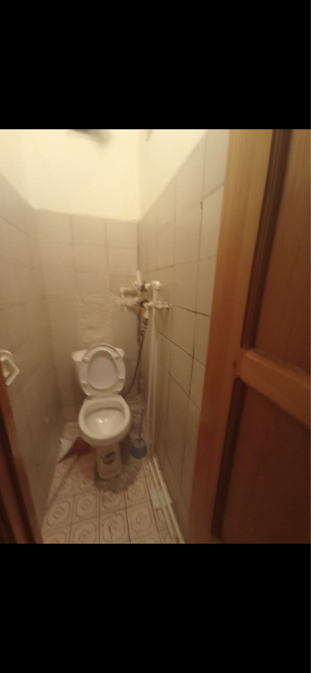 Продается квартира в галерейном доме кирпичный дом