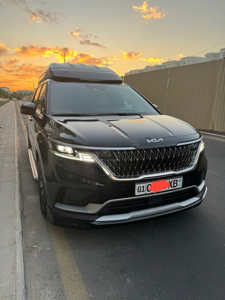 Kia Carnival Limusine