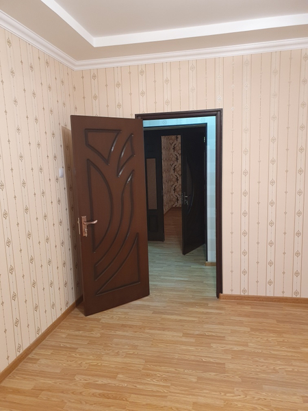 Кибрай т ТашГРЕС 2 хонали уй сотилад