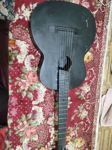 Gitara Kilassik 400000 soʻm kami yoʻq