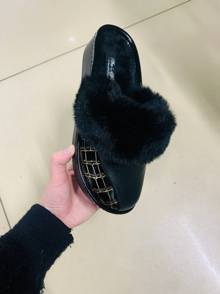Продается тапочки новые оптим цена