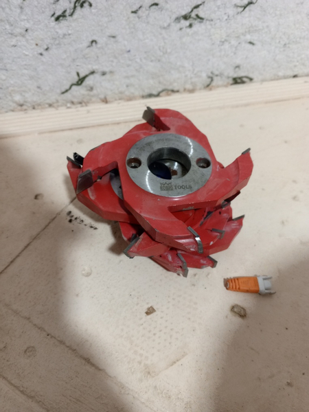 akfa stanok uchun 6000 seriya va imkon plastga  oʼrta qayt uchun charx