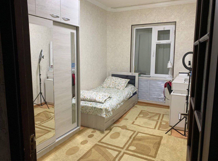 Самарканд Дарвоза.  4 х комнатная квартира в аренду Срочно