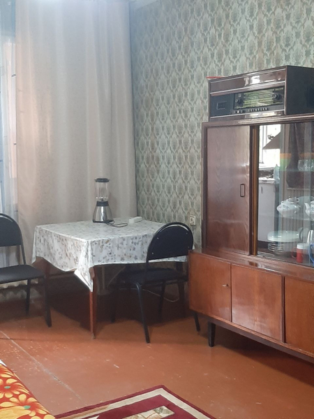 Продаю Квартиру Яшнабадский р-он Авиасозлар-2. 1-ком 2-этаж 4-этажном