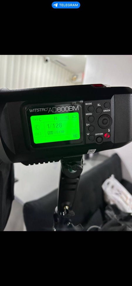 Профессиональная фототехника б/у. Вспышки студийные Godox QS600II и т.