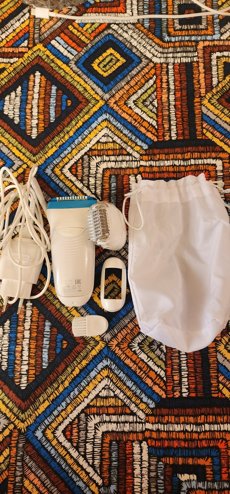 Эпилятор Braun  Silk-epil 9, покупали в Duty Free в Стамбуле.