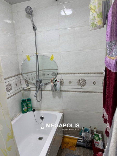 * Балкон 2/6 кирпич 1в2/3/5 квартира 42 кв.м.