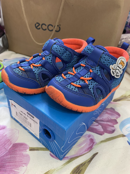 Сапоги резиновые и Reebok 19 р