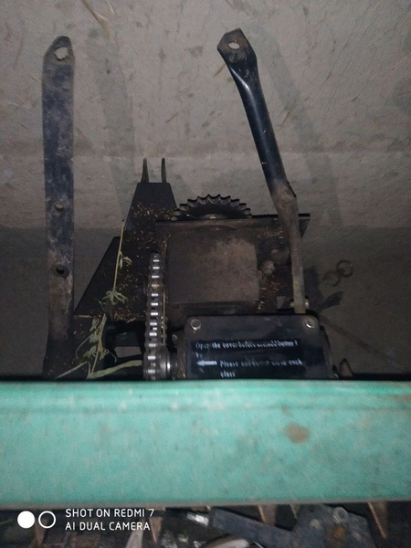 Meni traktor jatkasi