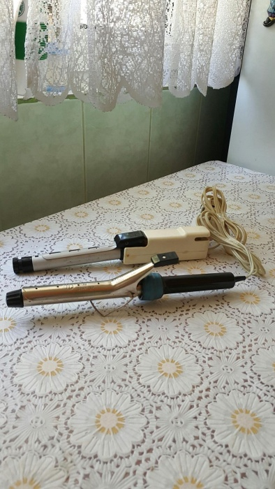 Продам щипцы для завивки волос