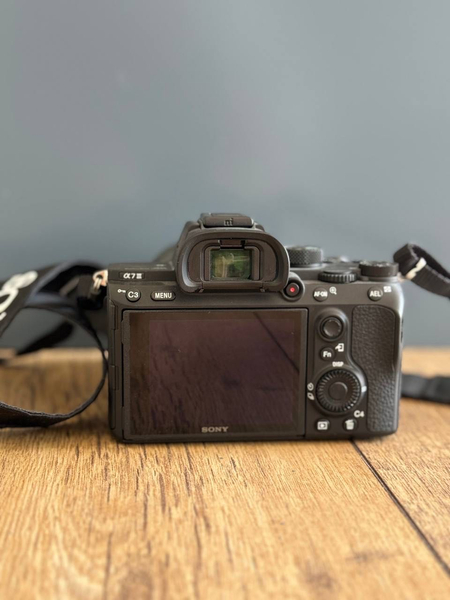 Sony A7iii В идеальном состоянии