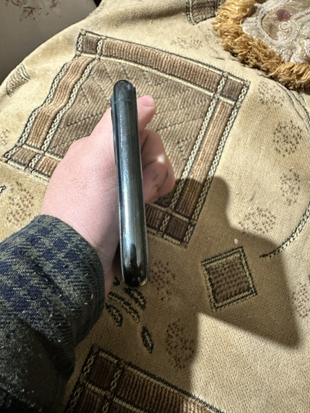 Iphone 11 pro max 256 LL/A Идеальное состояния телефона