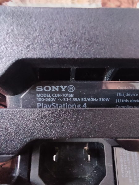 Playstation 4 Pro 500gb + Playstation Vr rev.2 + Диски