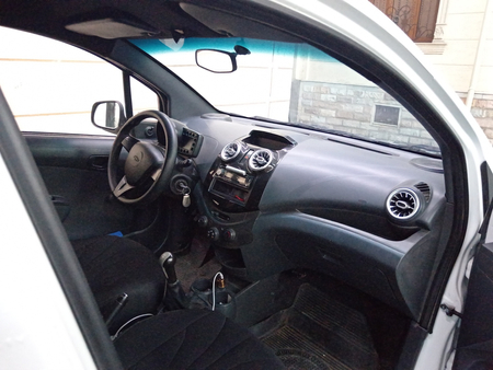 Spark 1.25 nasiya savo bor