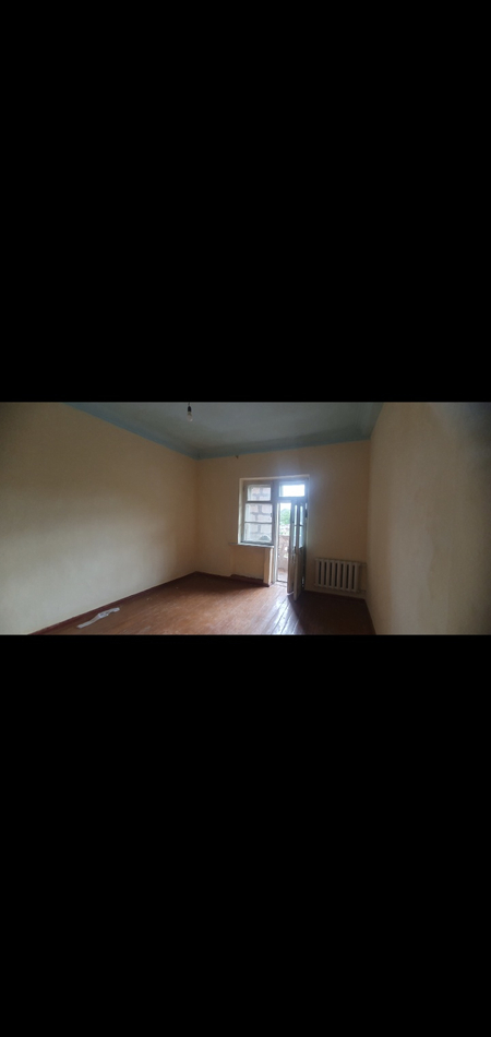 Продаётся 3 ком квартира