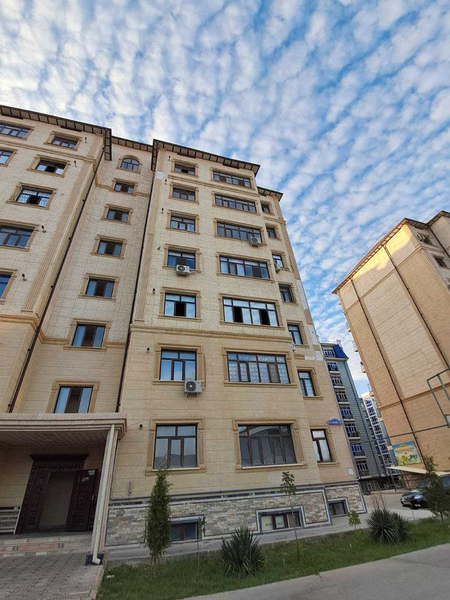 ZGG домларидан квартира 67 кв. 5 этаж 1 хона / 2 хона килса хам булади