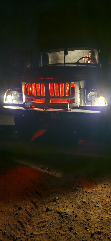 Zil 1980 yil, holati zo\\\'r